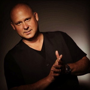 About Robert | Speed Painter Entertainment | Imagination Into Art